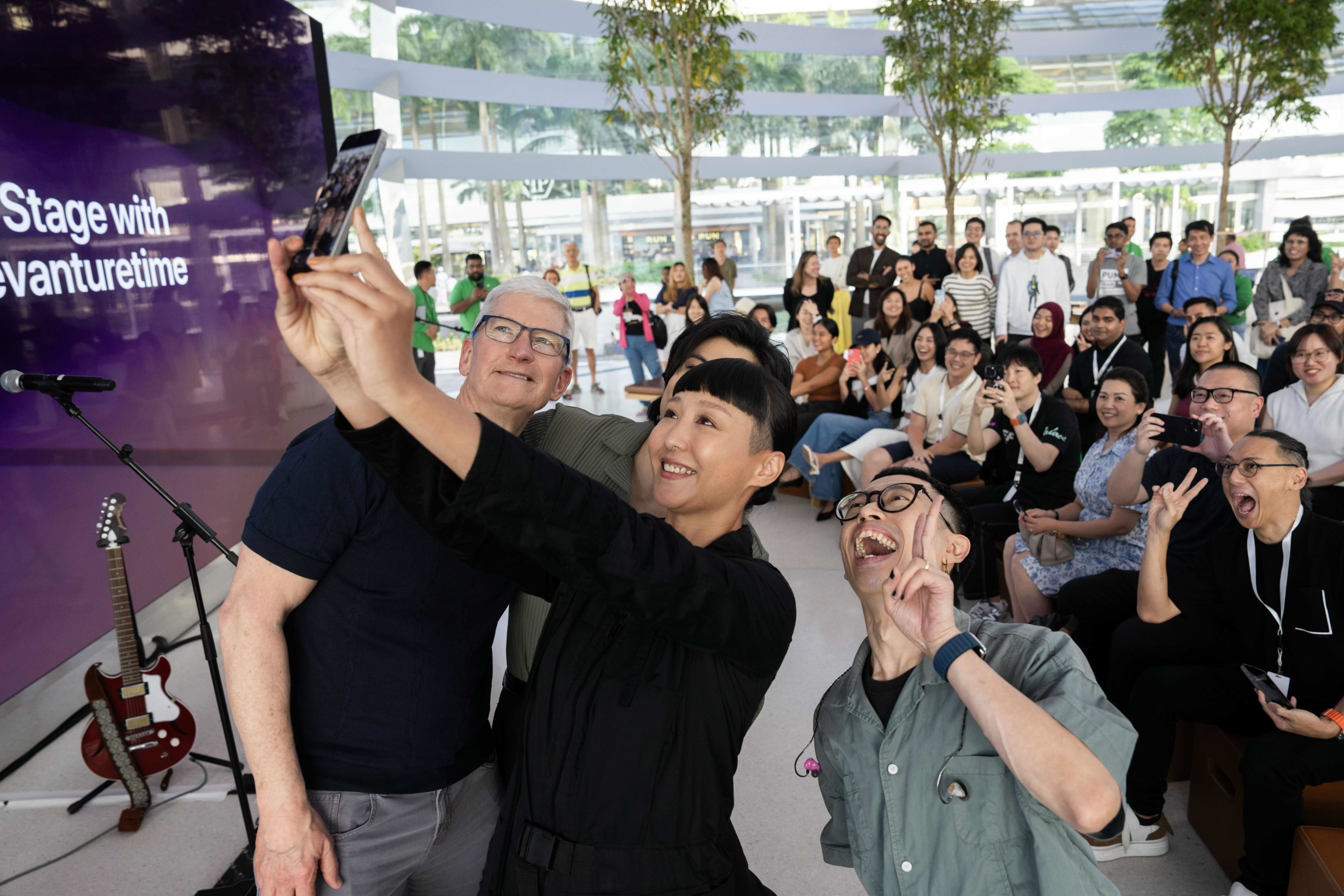 Benjamin Kheng and Evan Low on Meeting Apple CEO Tim Cook