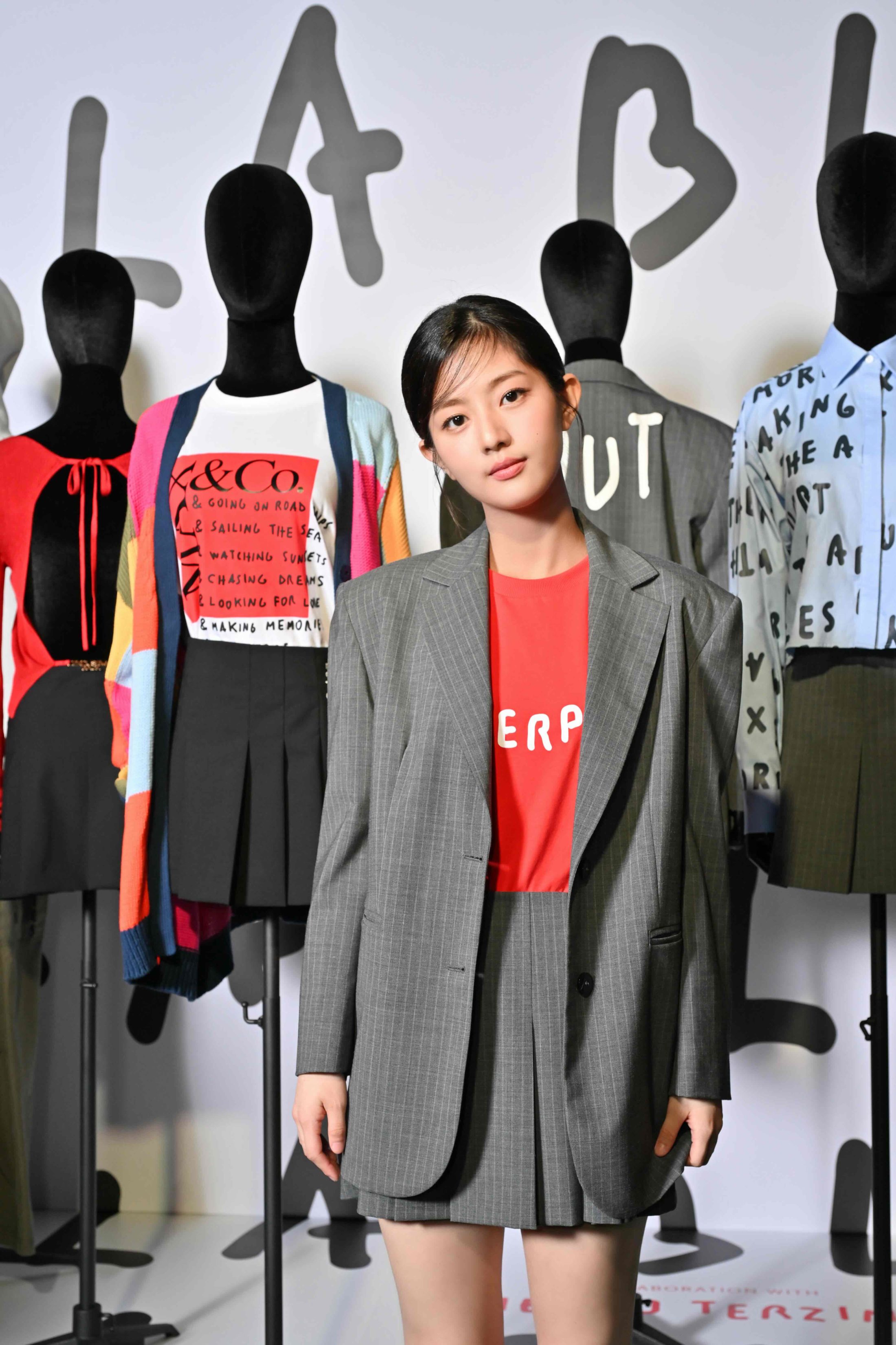 Max&Co. In Hong Kong With Ryeo Un And Shin Eun-Soo